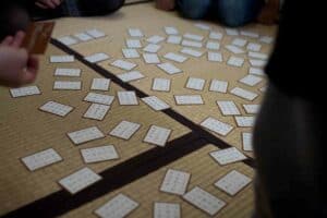 How to Play Karuta? – YouGoJapan