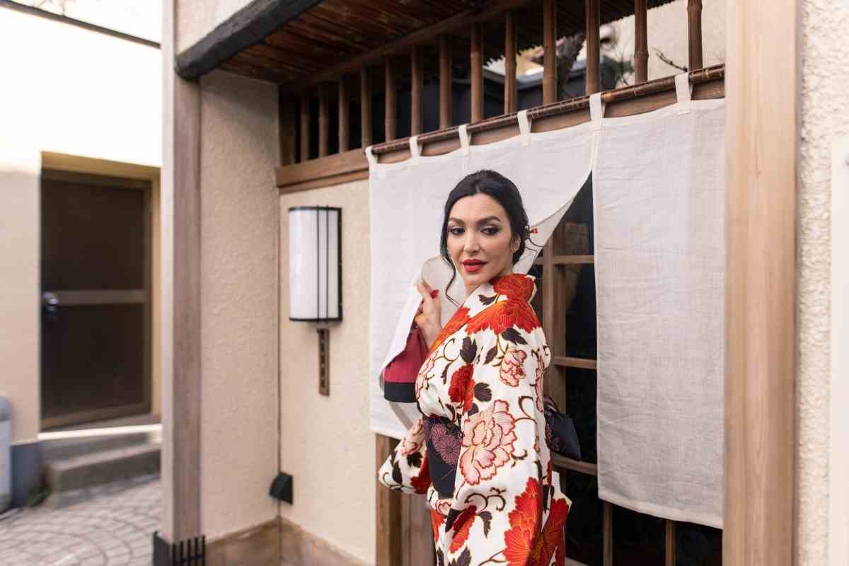 How to Hang Noren – YouGoJapan