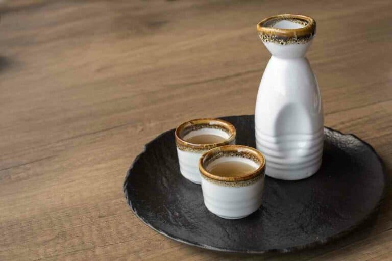 Sake Warm or Cold – Which is Better? – YouGoJapan