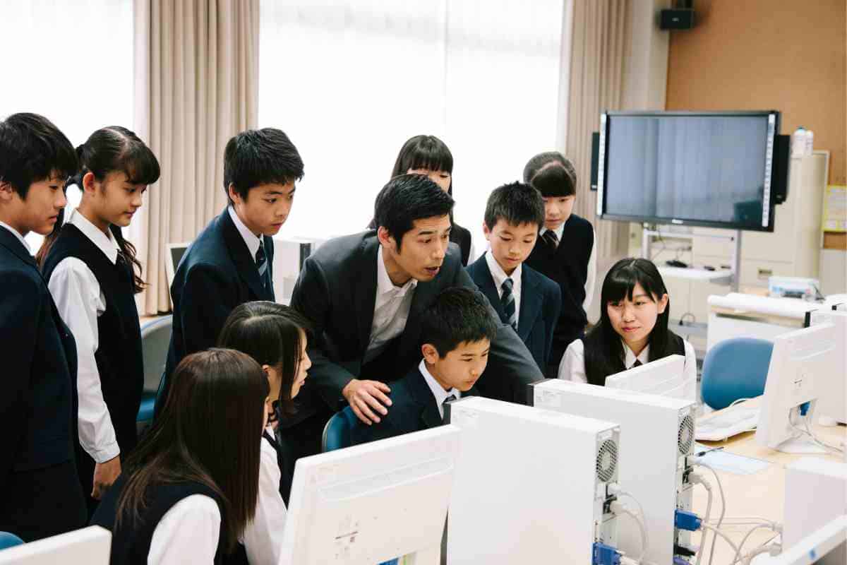 Japanese Dress Code for Schools Explained – YouGoJapan