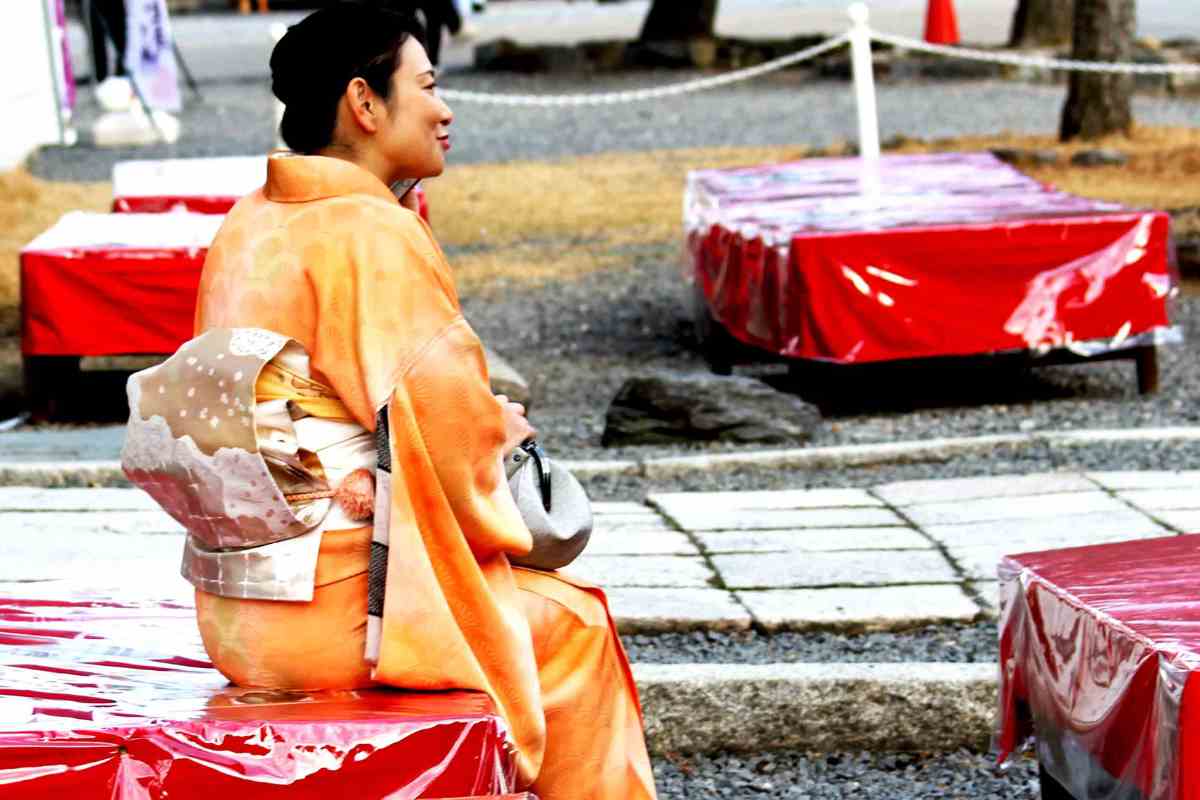 History and Evolution of Japanese Fashion (Kimono To Streetwear ...