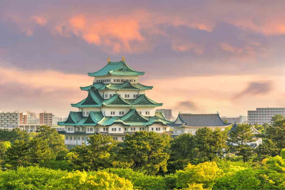The History and Significance of Japanese Castles – YouGoJapan