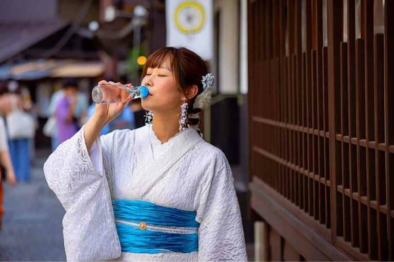 Why Is Ramune Soda So Popular in Japan (We Have the Answer) – YouGoJapan