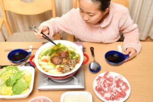 Nabe (Hot Pot) Guide: Everything This Delicious Japanese Dish! – YouGoJapan